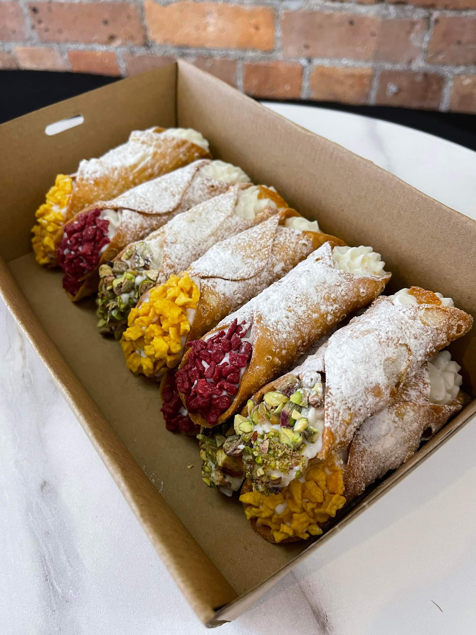 Cannoli platter | Arno Deli